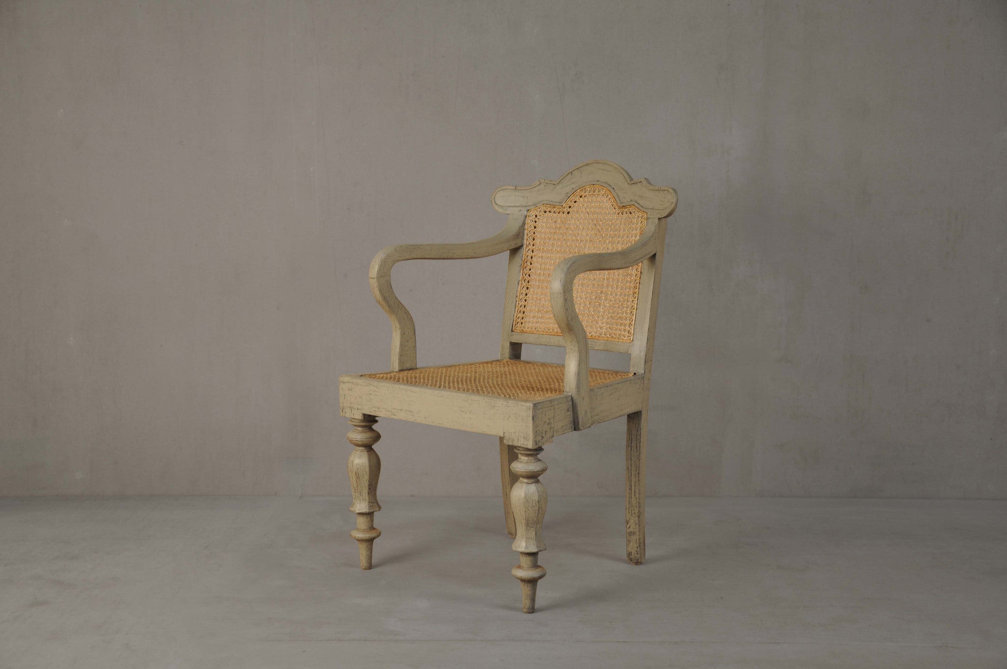 Vintage Furniture | Babu Chair II – Calcuttan